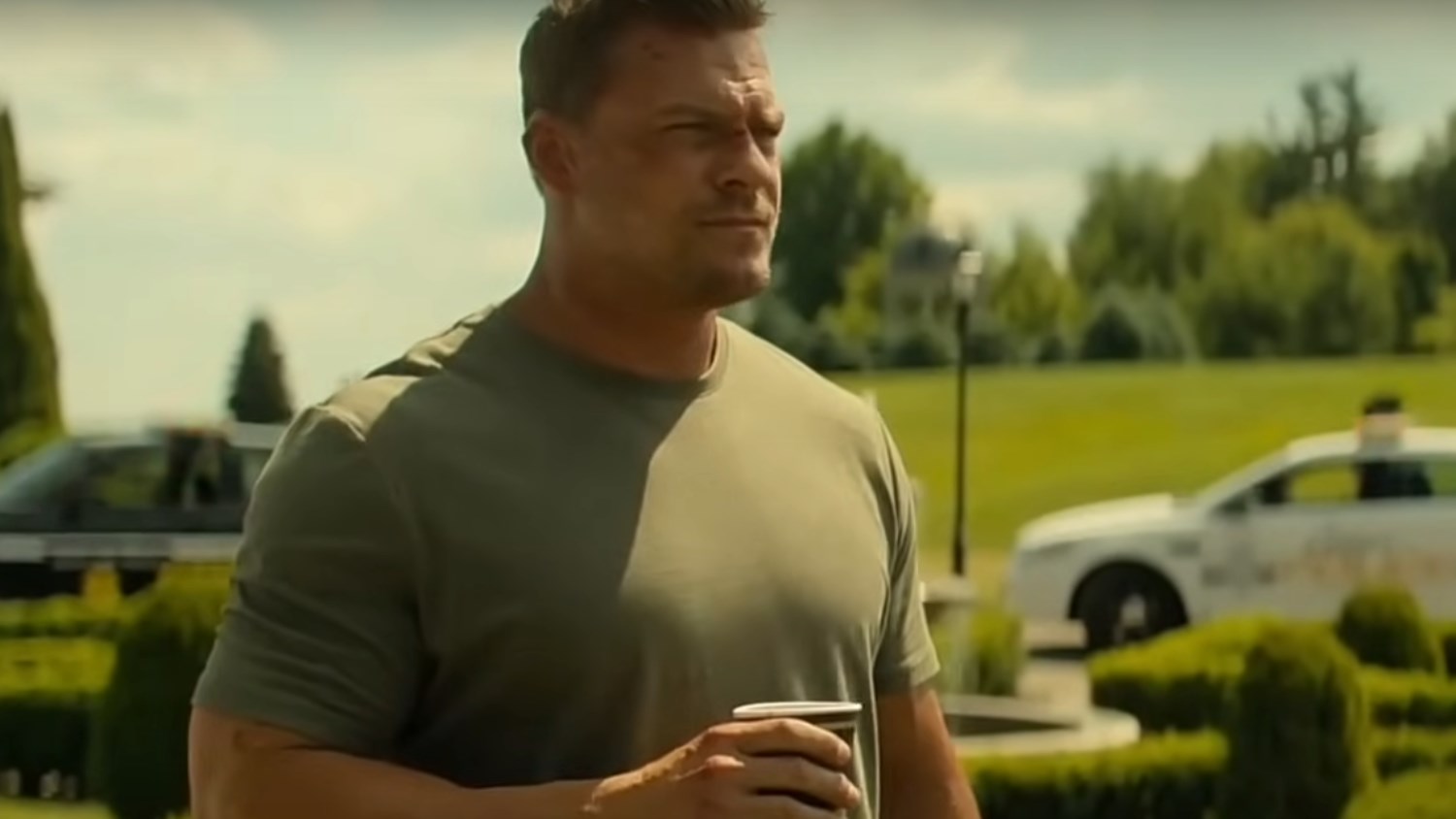 8 New Cast Members Joining Alan Ritchson For REACHER Season 4